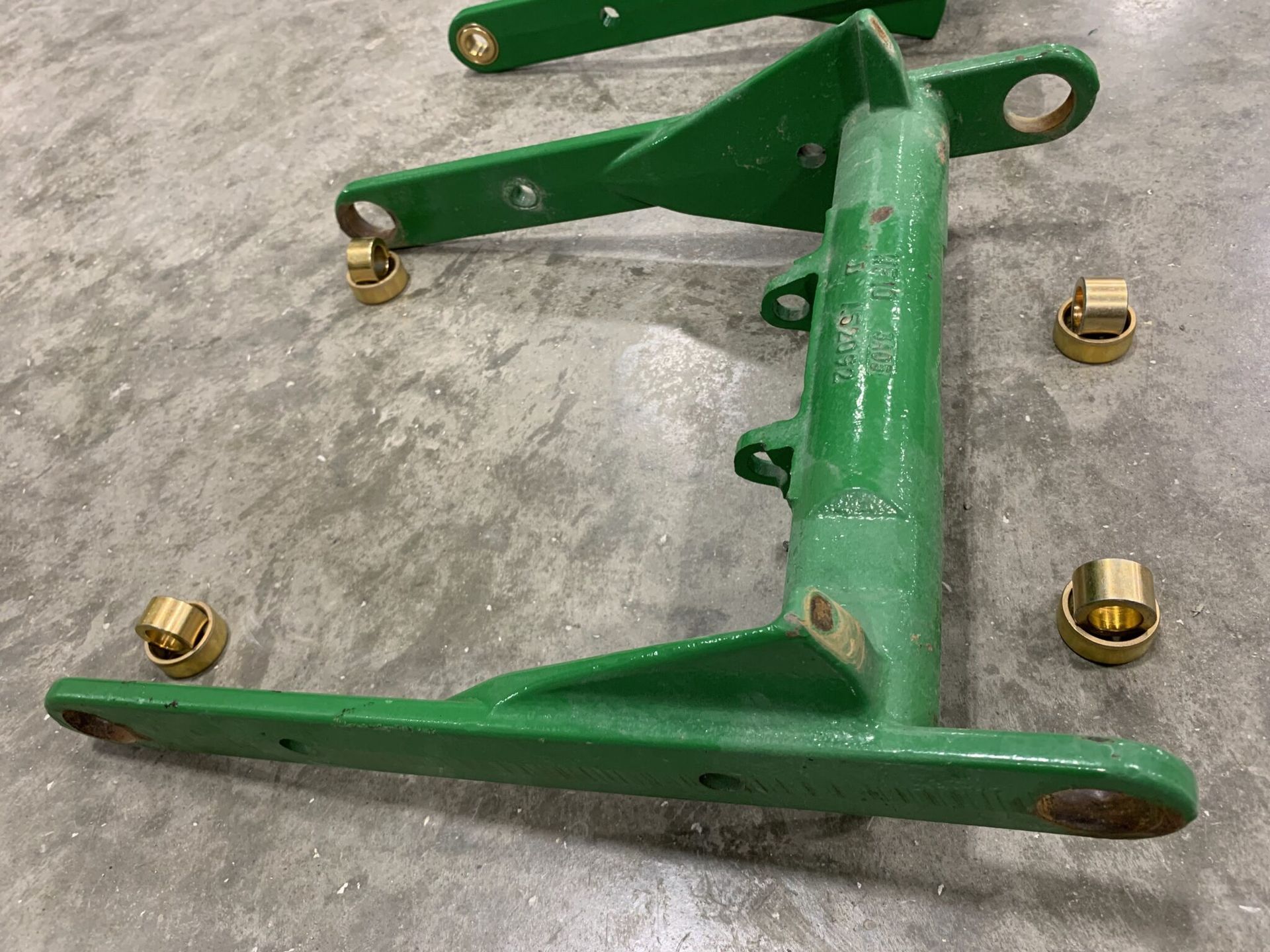 Planter Parallel Arm Exchange